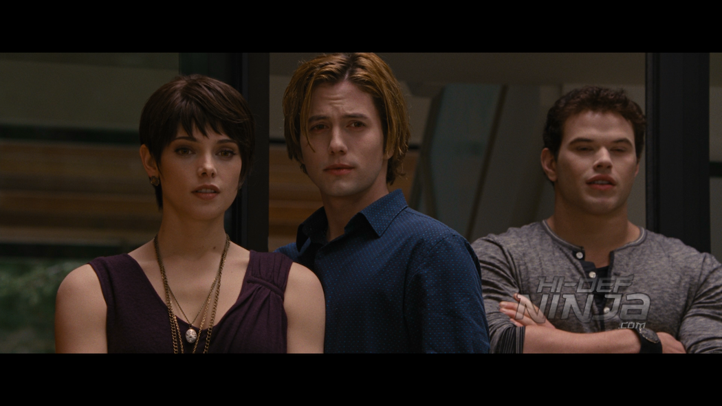 THE TWILIGHT SAGA: BREAKING DAWN Part 2 Blu-ray Review | Hi-Def Ninja ...